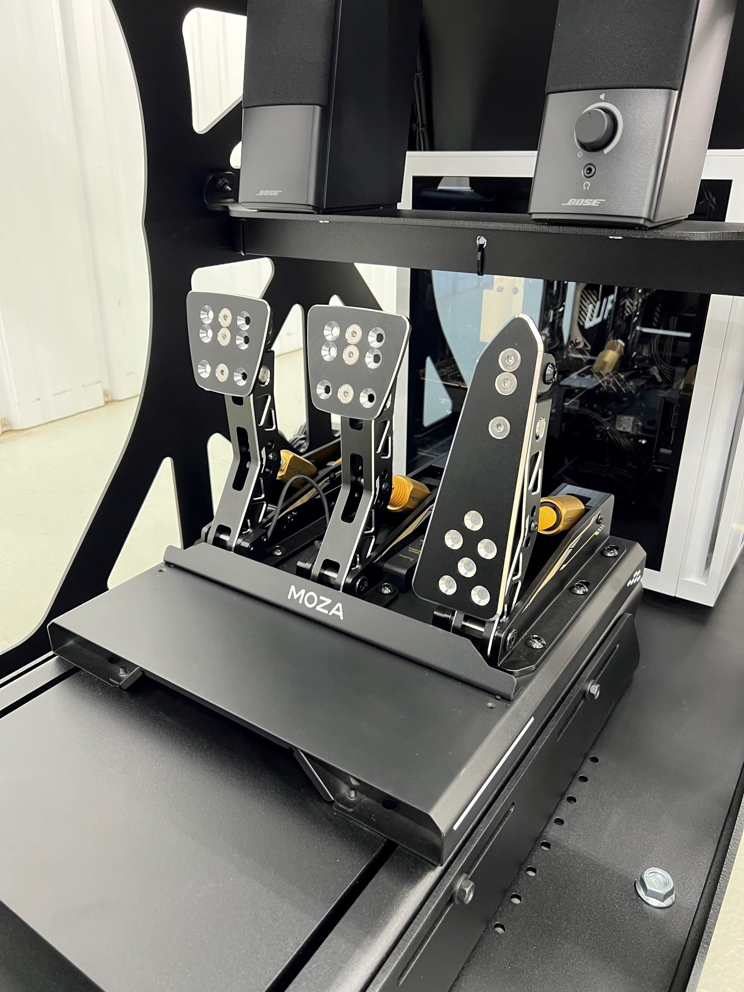 WR1 Sim Chassis | BLACK RACE READY WITH STANDARD SEAT